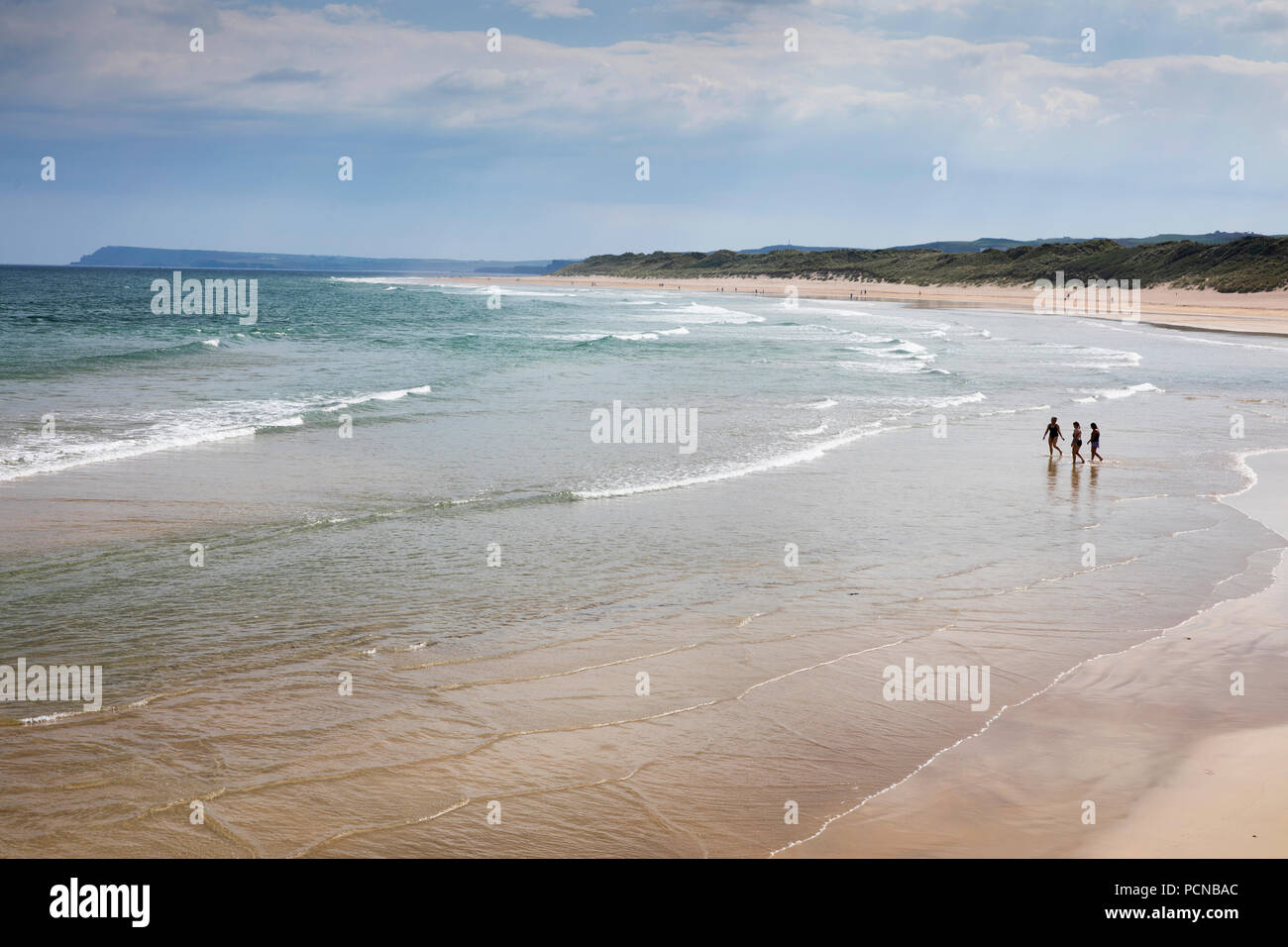 Portrush Strand High Resolution Stock Photography and Images - Alamy