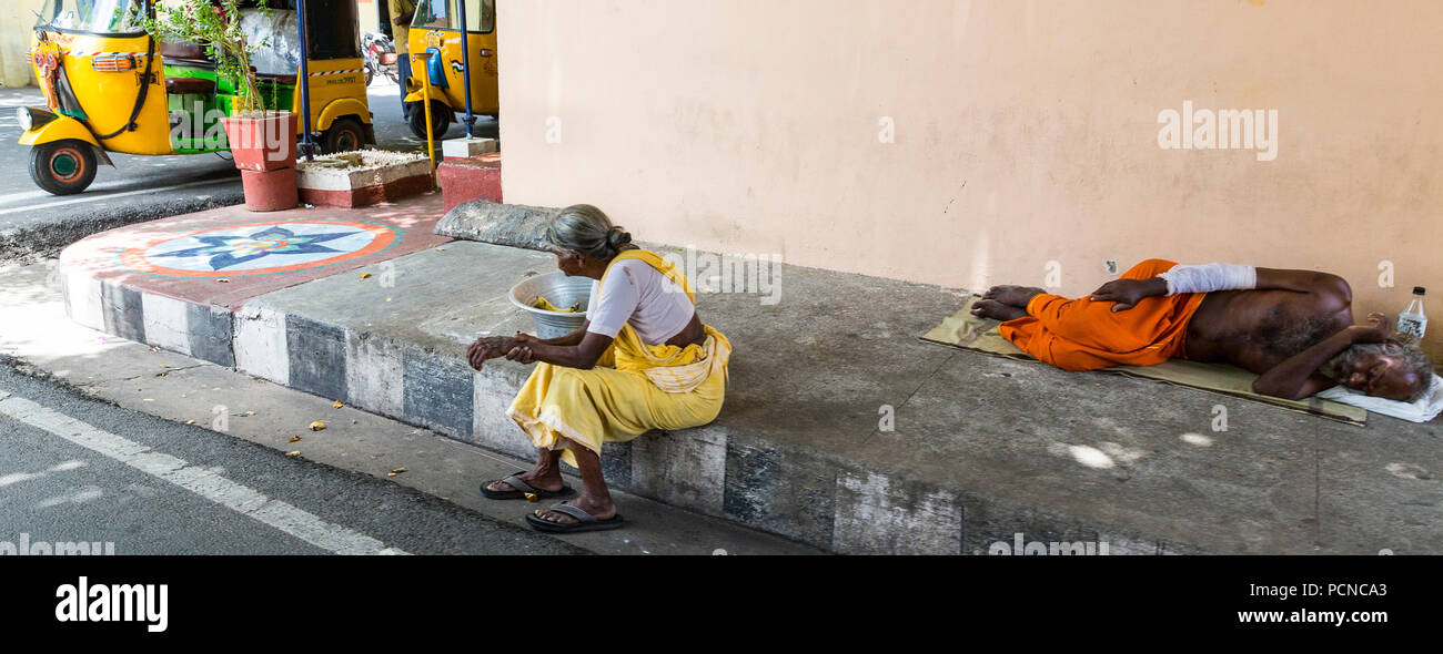 Homeless indians hi-res stock photography and images - Alamy