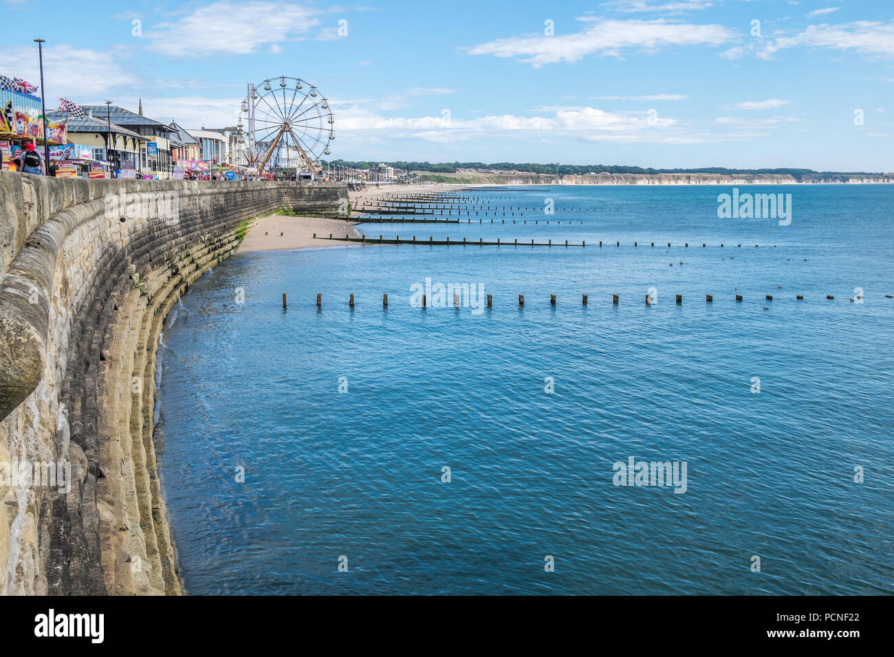 bridlington seafront with the ferris wheel at the far end Stock Photo ...
