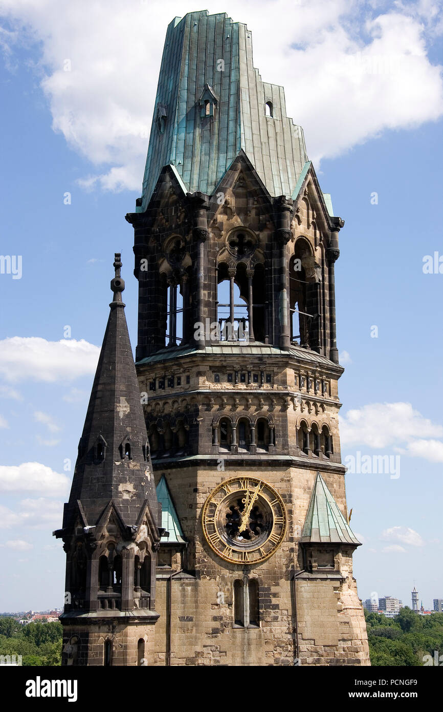 Turmruine hi-res stock photography and images - Alamy