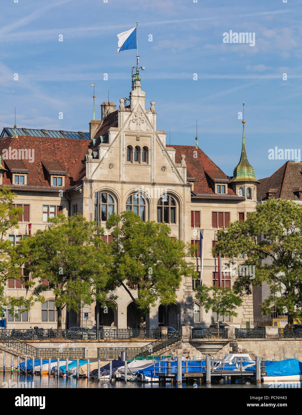 Zurich city hall hi-res stock photography and images - Alamy