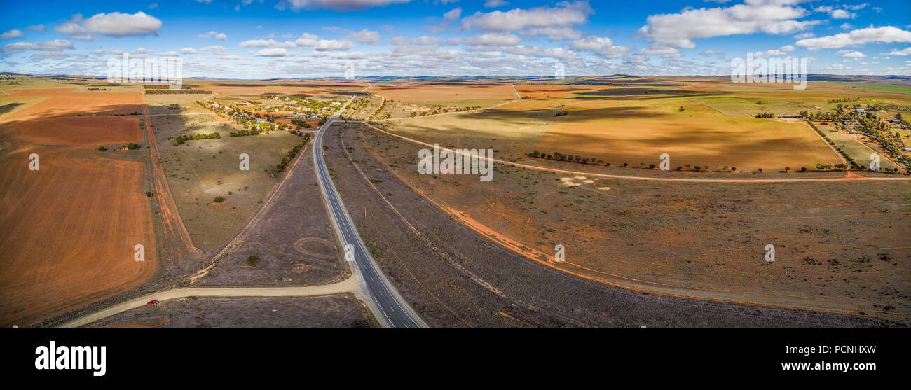Wide aerial view vast field hi-res stock photography and images - Alamy