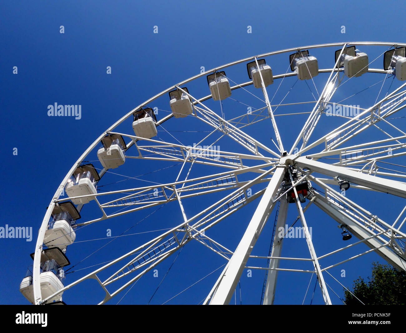 Ferris wheel carts hi-res stock photography and images - Alamy
