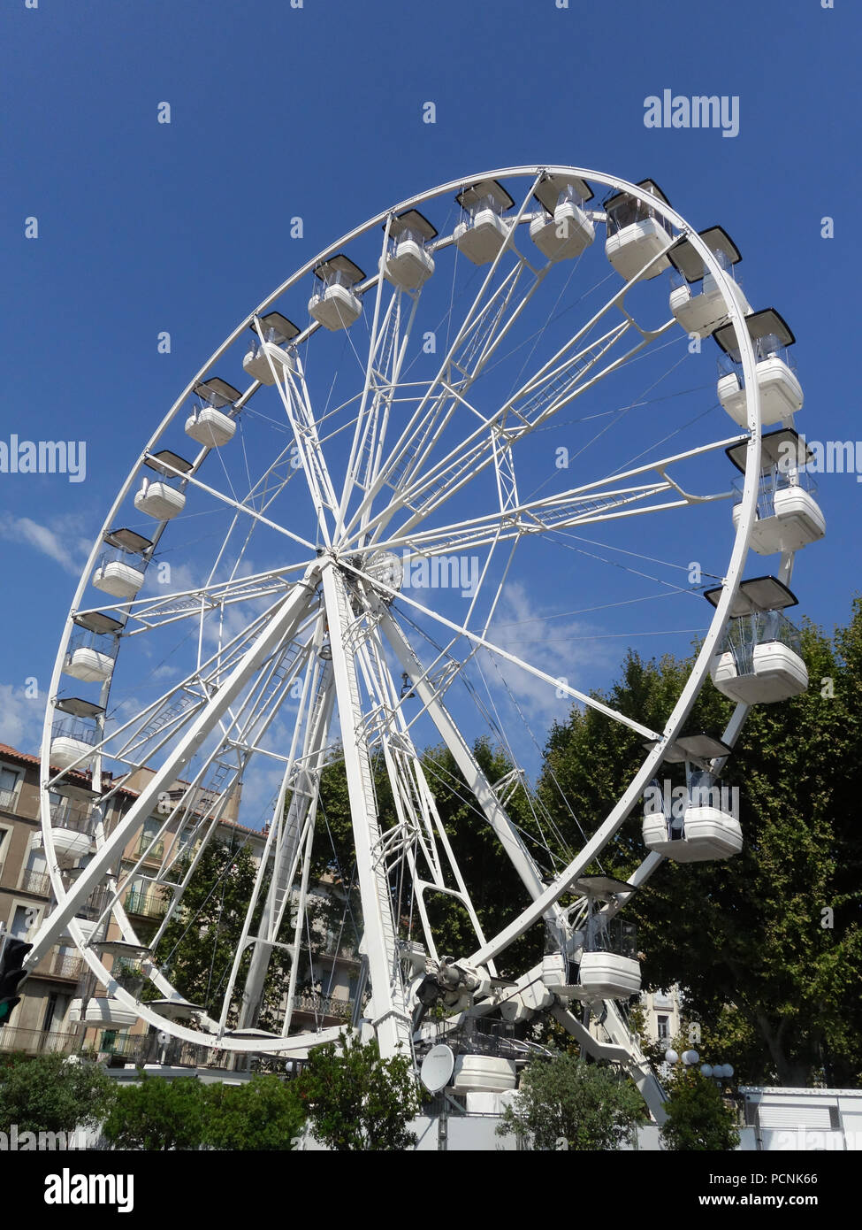 Ferris Wheel Carts High Resolution Stock Photography and Images - Alamy
