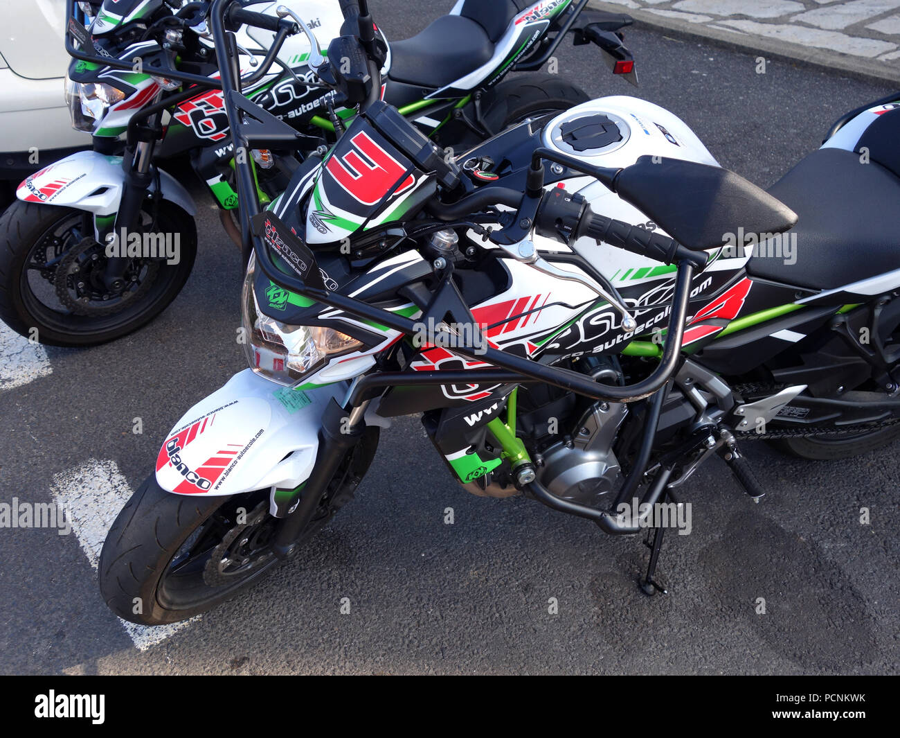 Bike riding lessons hi-res stock photography and images - Alamy