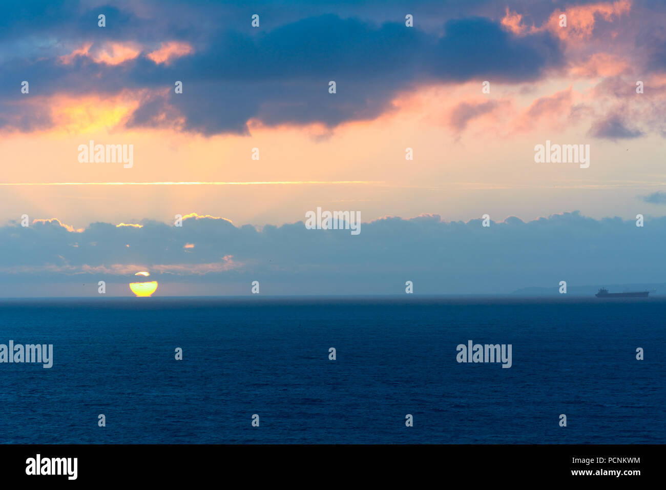 Spectacular sunset over the English Channel as viewed from Mullion ...
