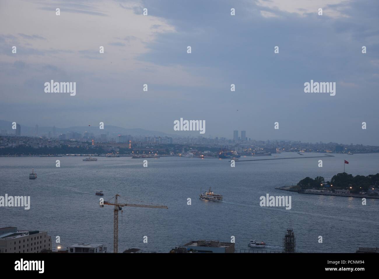 Panorama cityscape golden horn hi-res stock photography and images - Alamy
