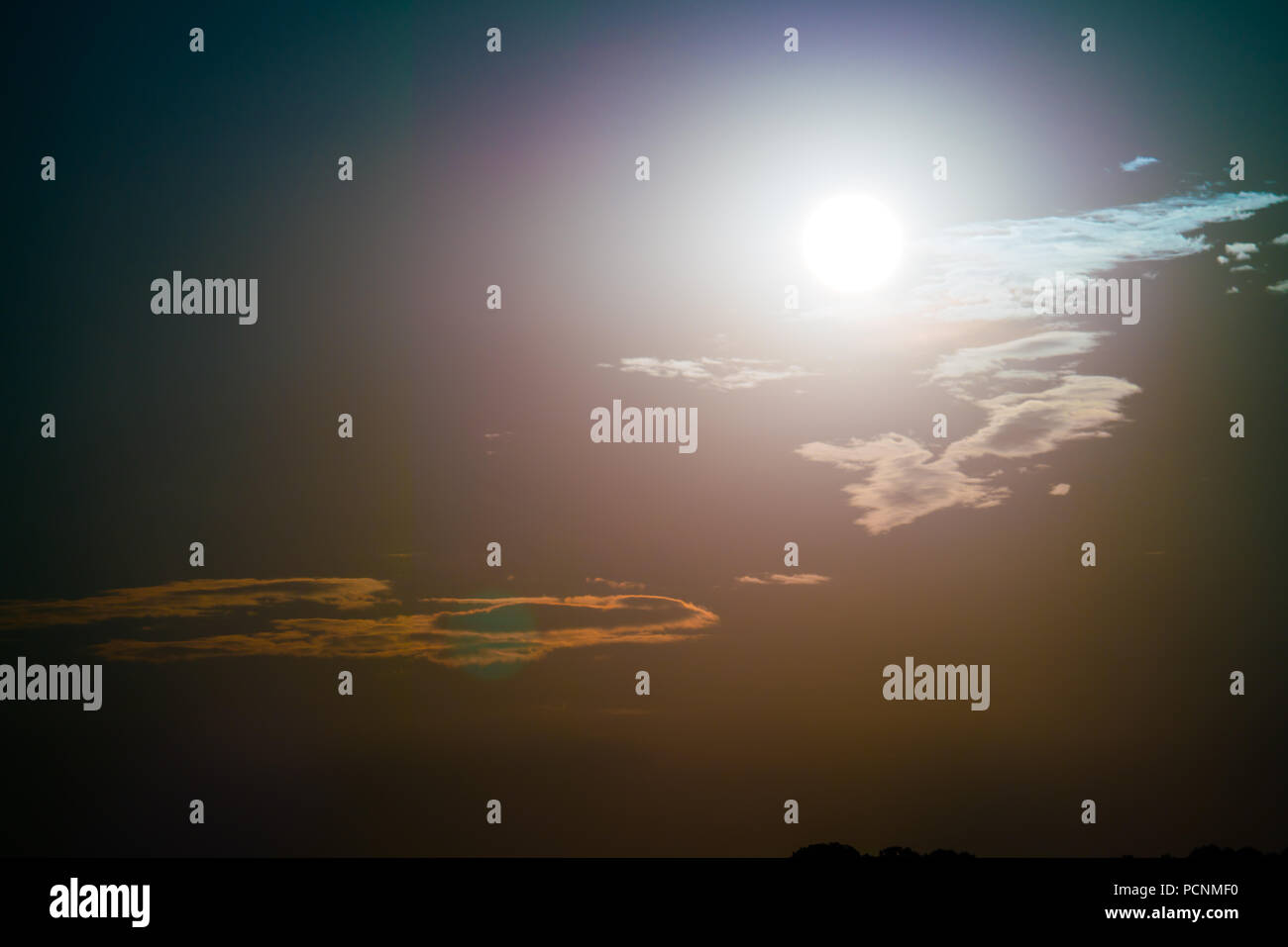 Sun light and sunset hi-res stock photography and images - Alamy