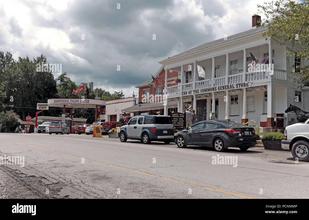 Downtown Mesopotamia, Ohio with the End of the Commons General Store ...