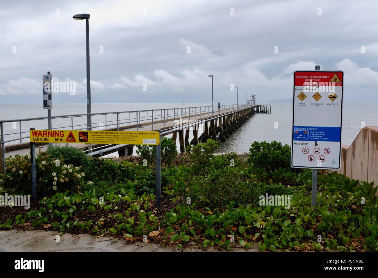 Cardwell jetty hi-res stock photography and images - Alamy