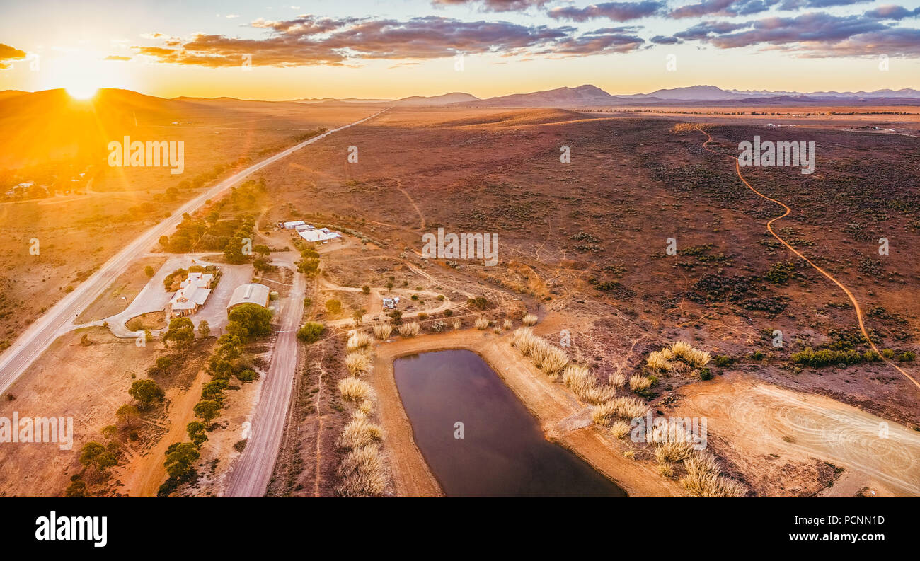 Flinders ranges sunset hi-res stock photography and images - Alamy