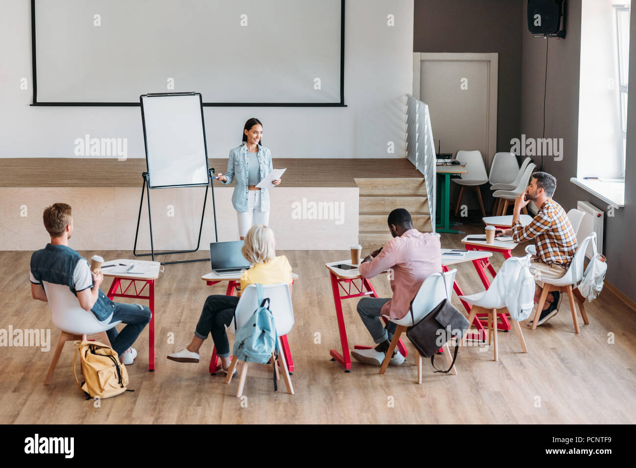American classroom group presentation hi-res stock photography and ...