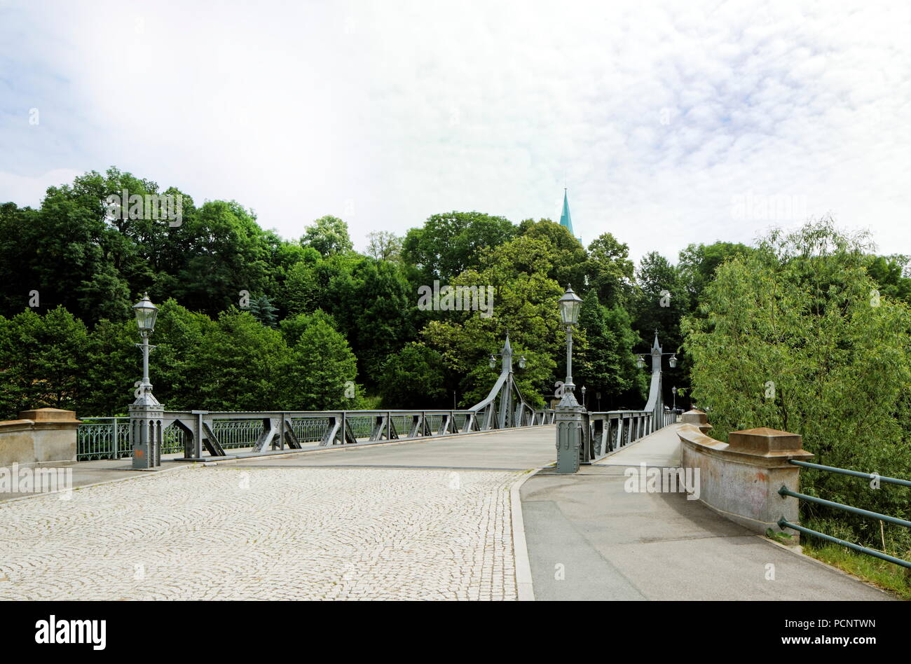 Mulde bridge hi-res stock photography and images - Alamy