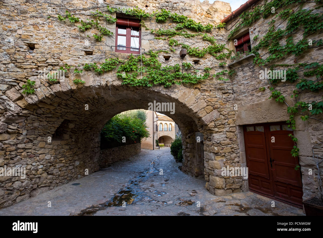 Medieval town of peratallada hi-res stock photography and images - Alamy