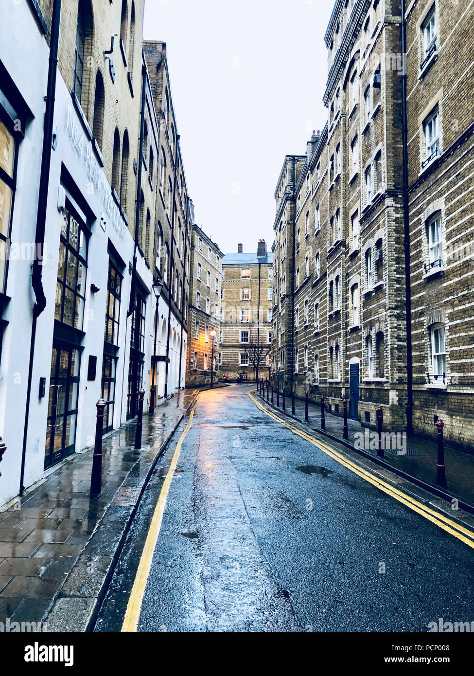 Typical street with brick facades in London Stock Photo - Alamy