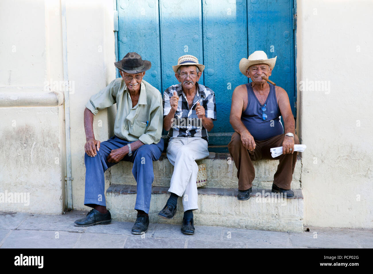 Three fingers up hi-res stock photography and images - Alamy