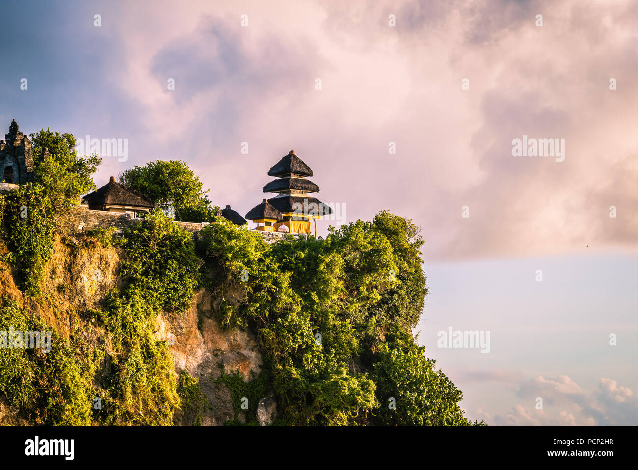 Asia cliff building hi-res stock photography and images - Alamy