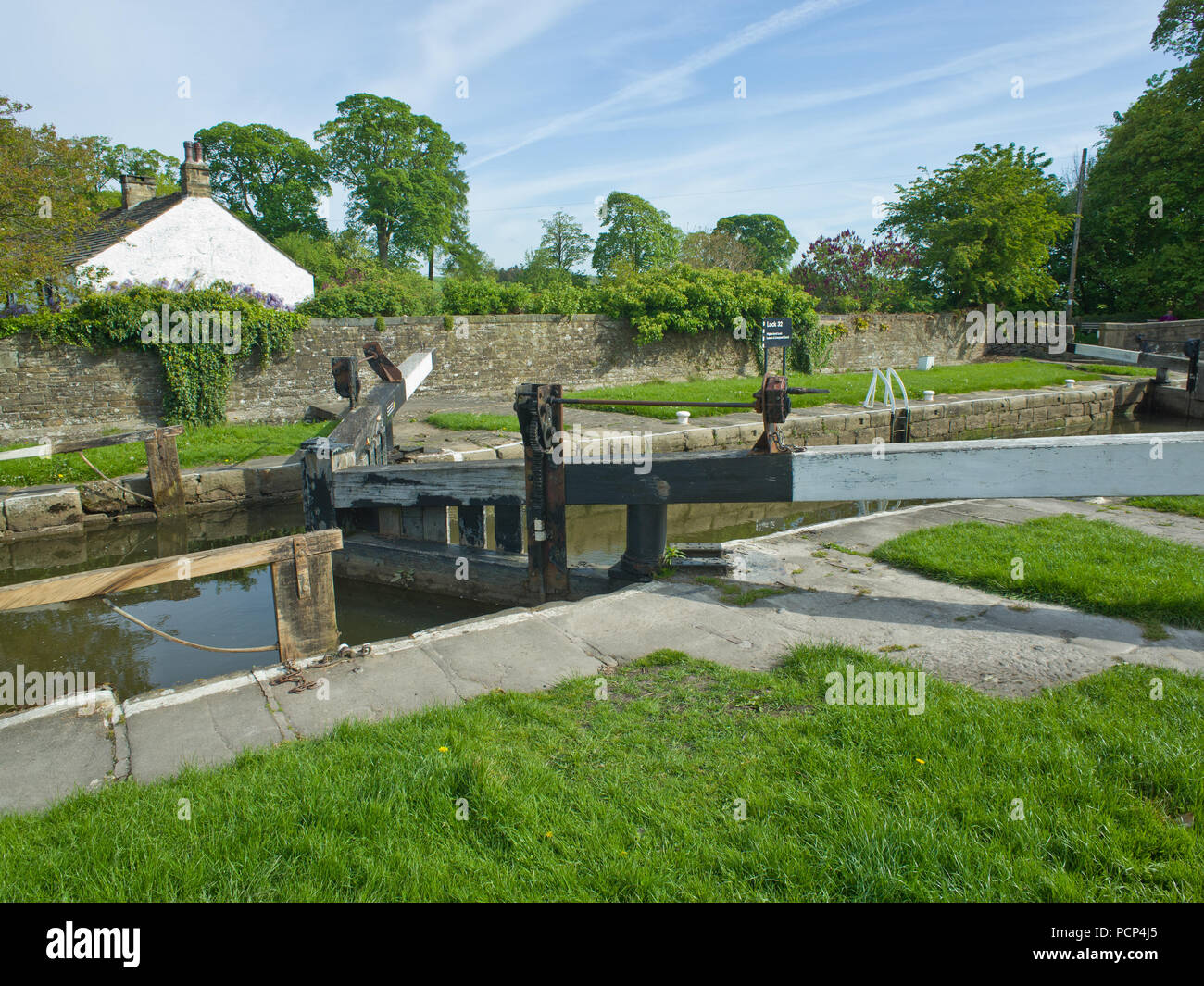 Canal Lock Leeds Liverpool Canal Gargrave Near Skipton North Yorkshire ...