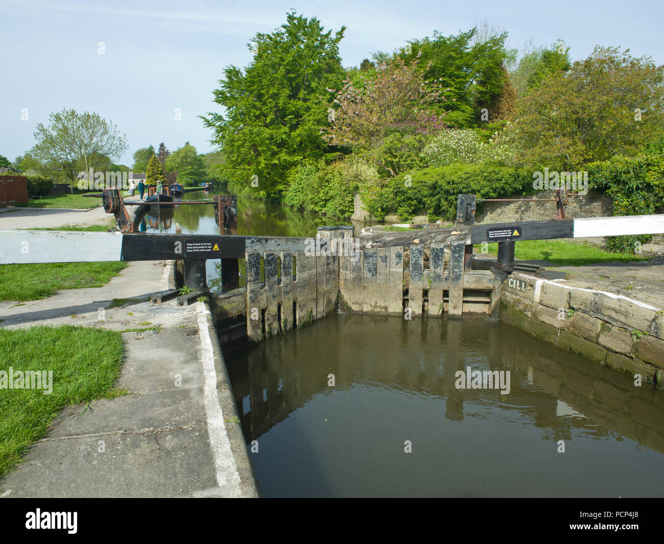 Canal Lock Leeds Liverpool Canal Gargrave Near Skipton North Yorkshire ...