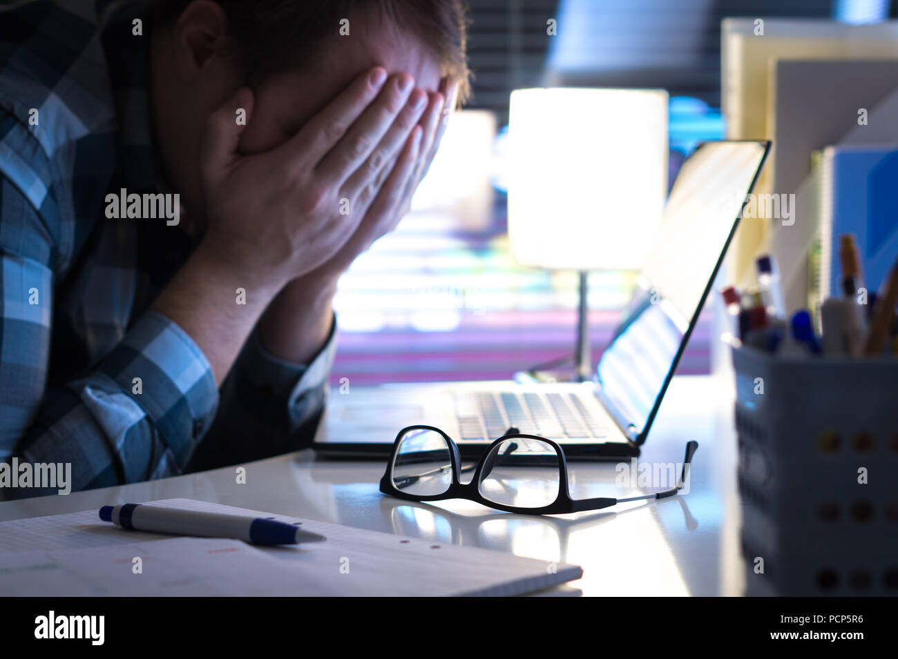 Workplace bullying hi-res stock photography and images - Alamy