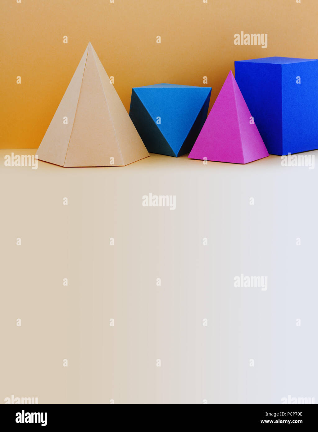 Geometric height hi-res stock photography and images - Alamy