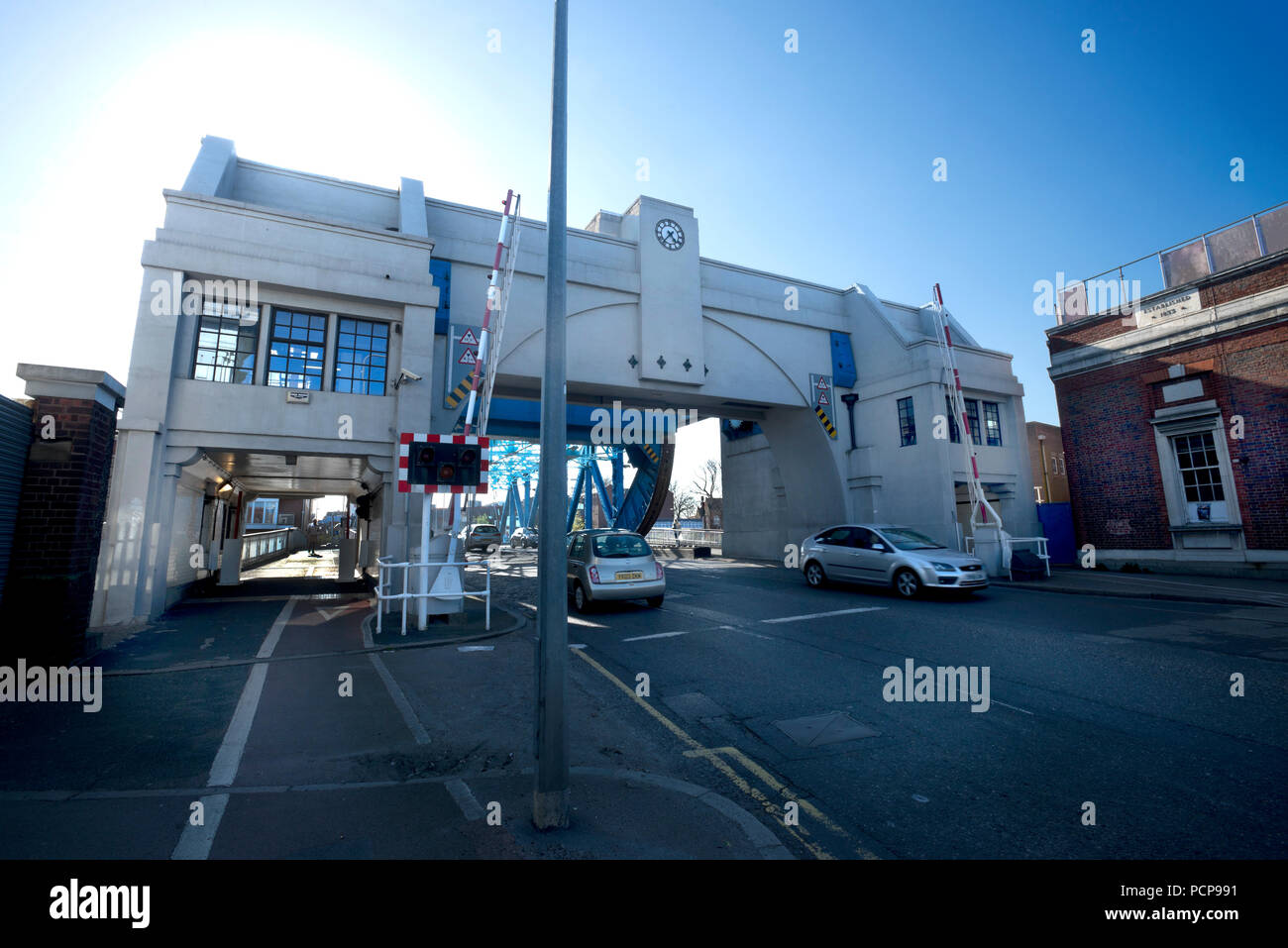 George street bridge hi-res stock photography and images - Alamy