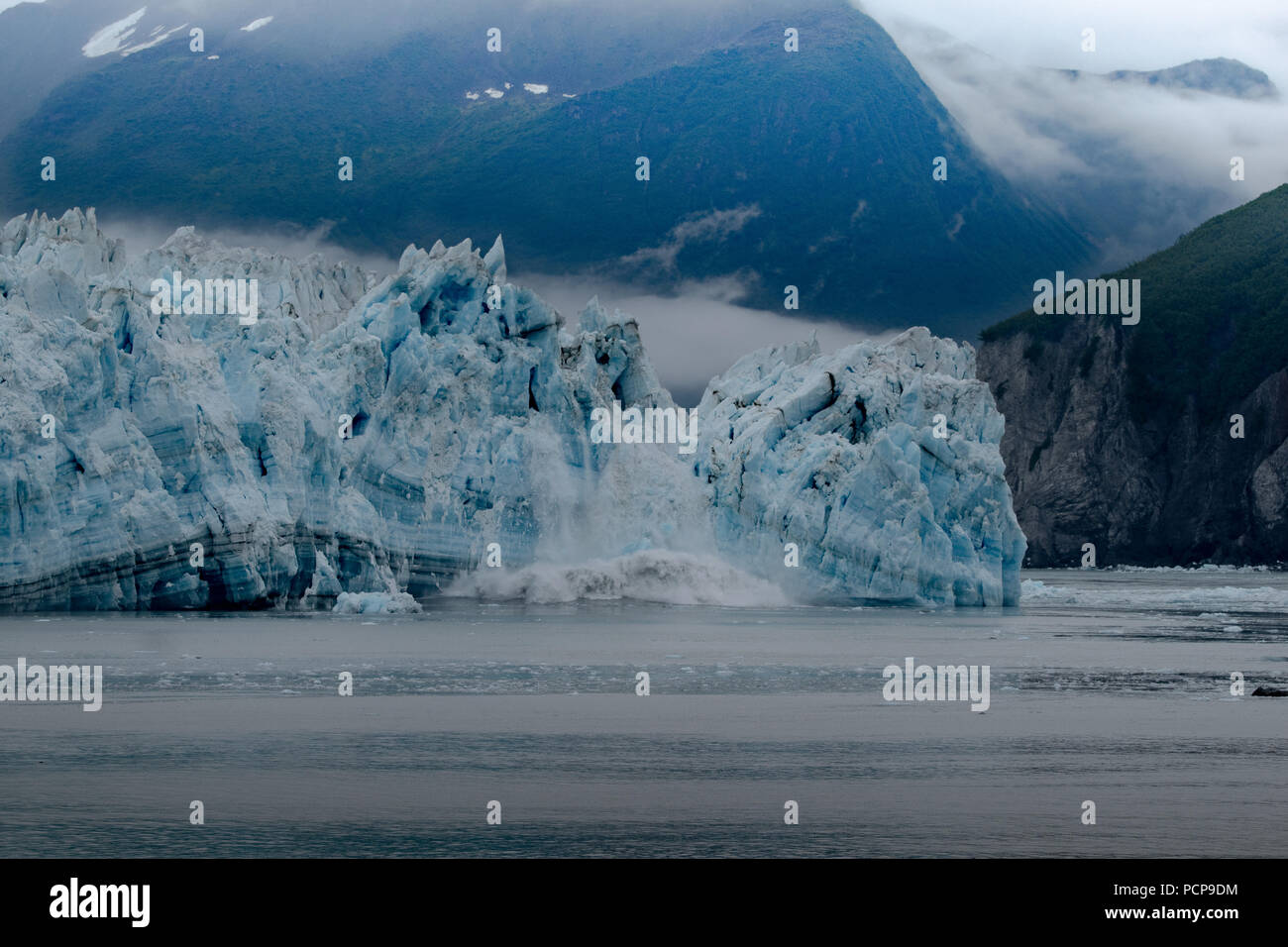 Iceberg calving alaska hi-res stock photography and images - Alamy