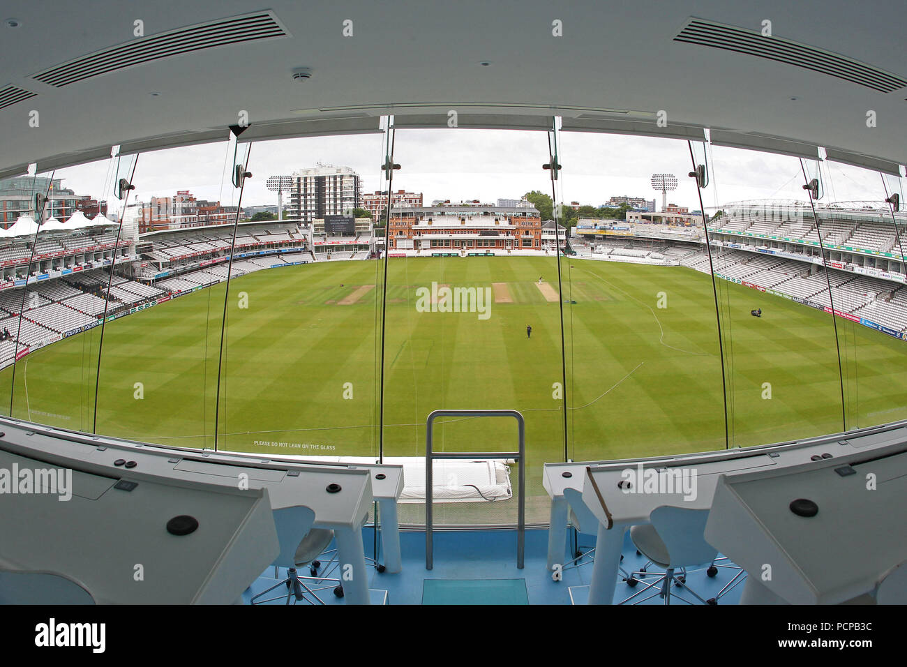 Cricket lancashire 1 hi-res stock photography and images - Alamy