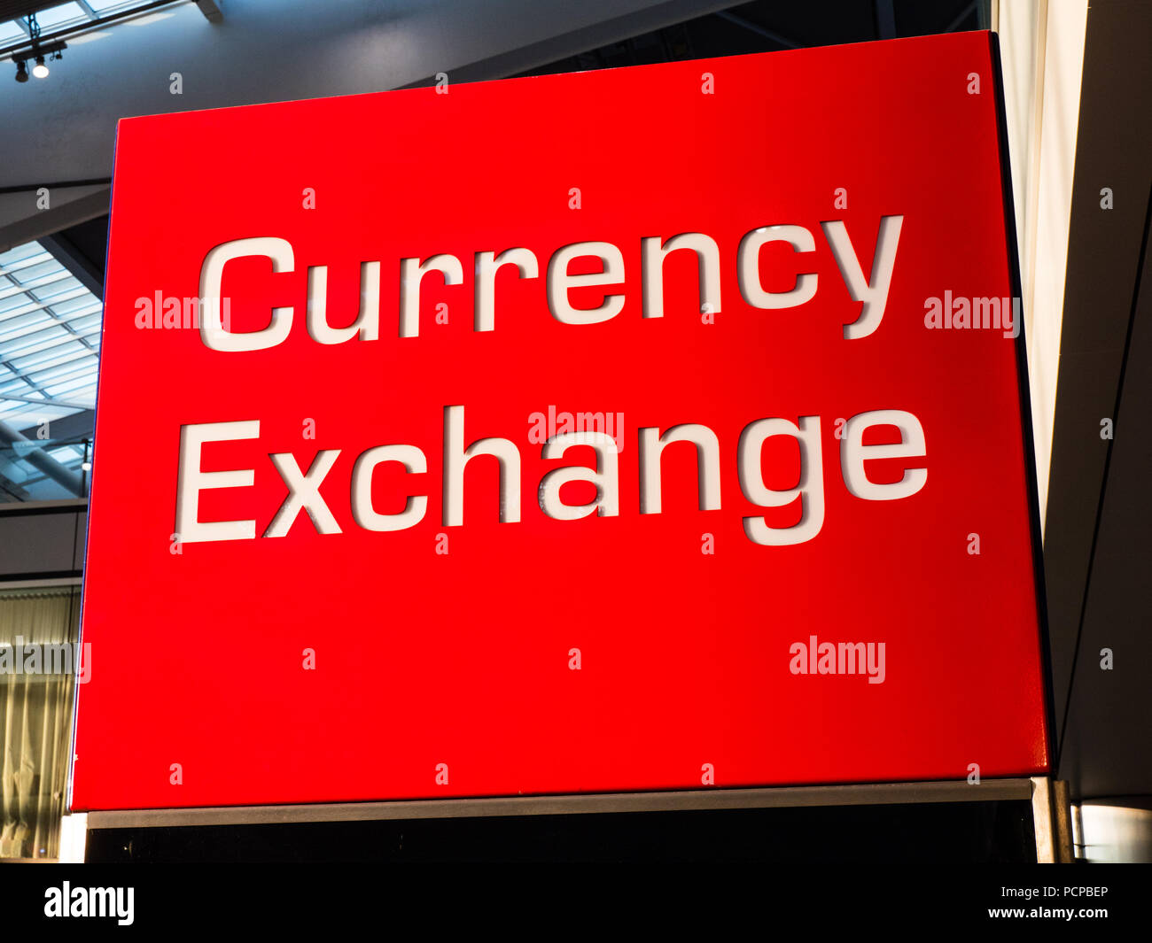 Currency Exchange Sign, Heathrow Airport, Terminal 5, London, England ...