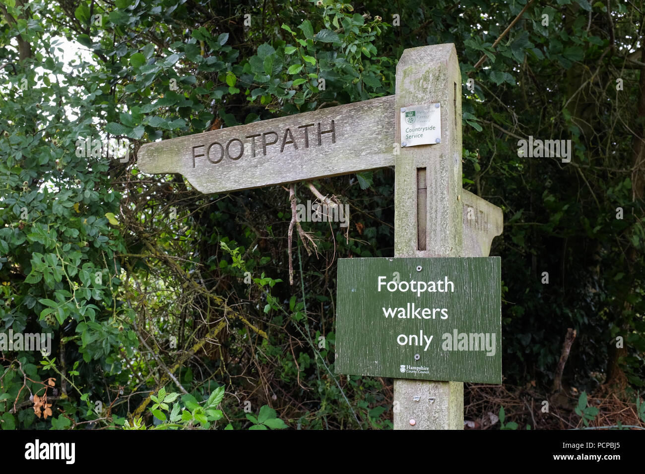 England english signs hi-res stock photography and images - Alamy