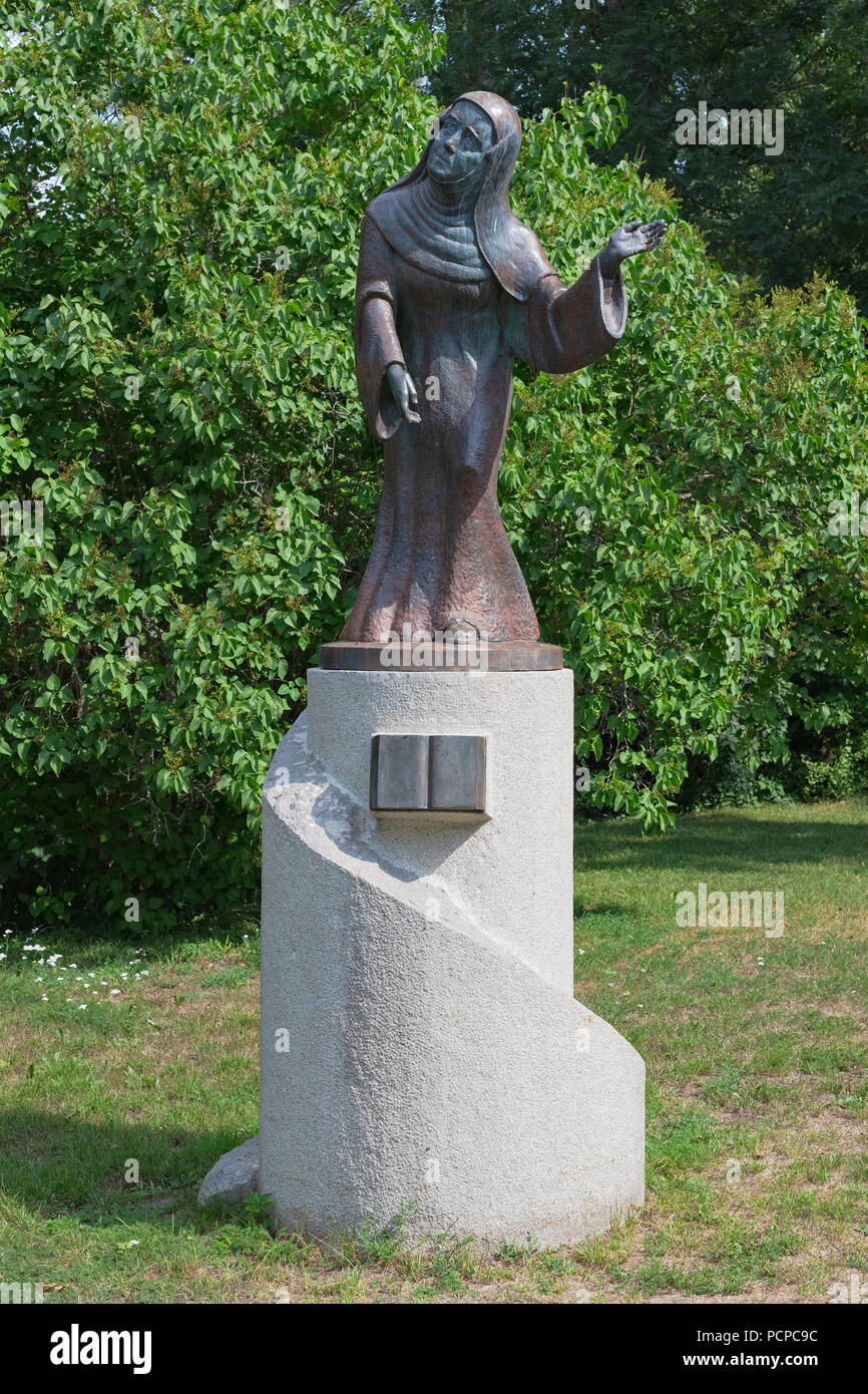 Statue of saint birgitta hi-res stock photography and images - Alamy