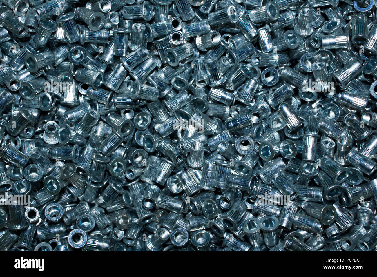 Pile of silver metal aluminum blind rivets Stock Photo - Alamy