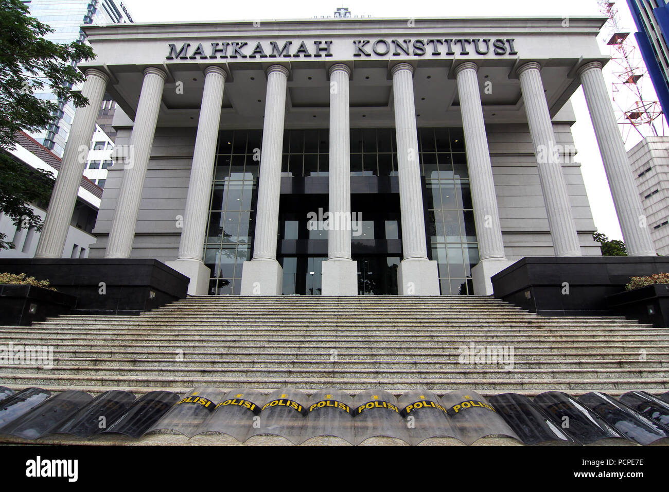 Mahkamah hi-res stock photography and images - Alamy