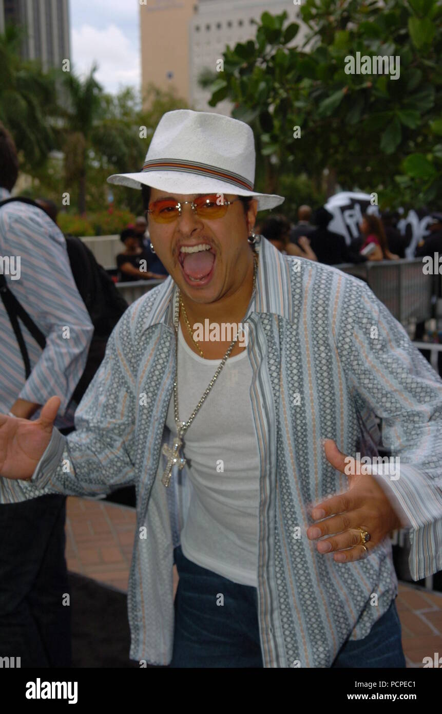 MIAMI - OCTOBER 10: Tito Puente Jr arrives at the 2004 Source Hip-Hop ...