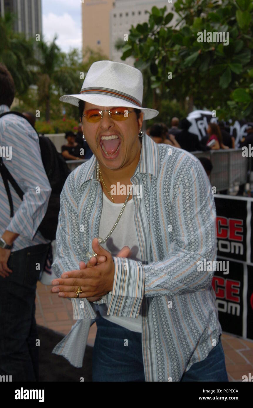 MIAMI - OCTOBER 10: Tito Puente Jr arrives at the 2004 Source Hip-Hop ...