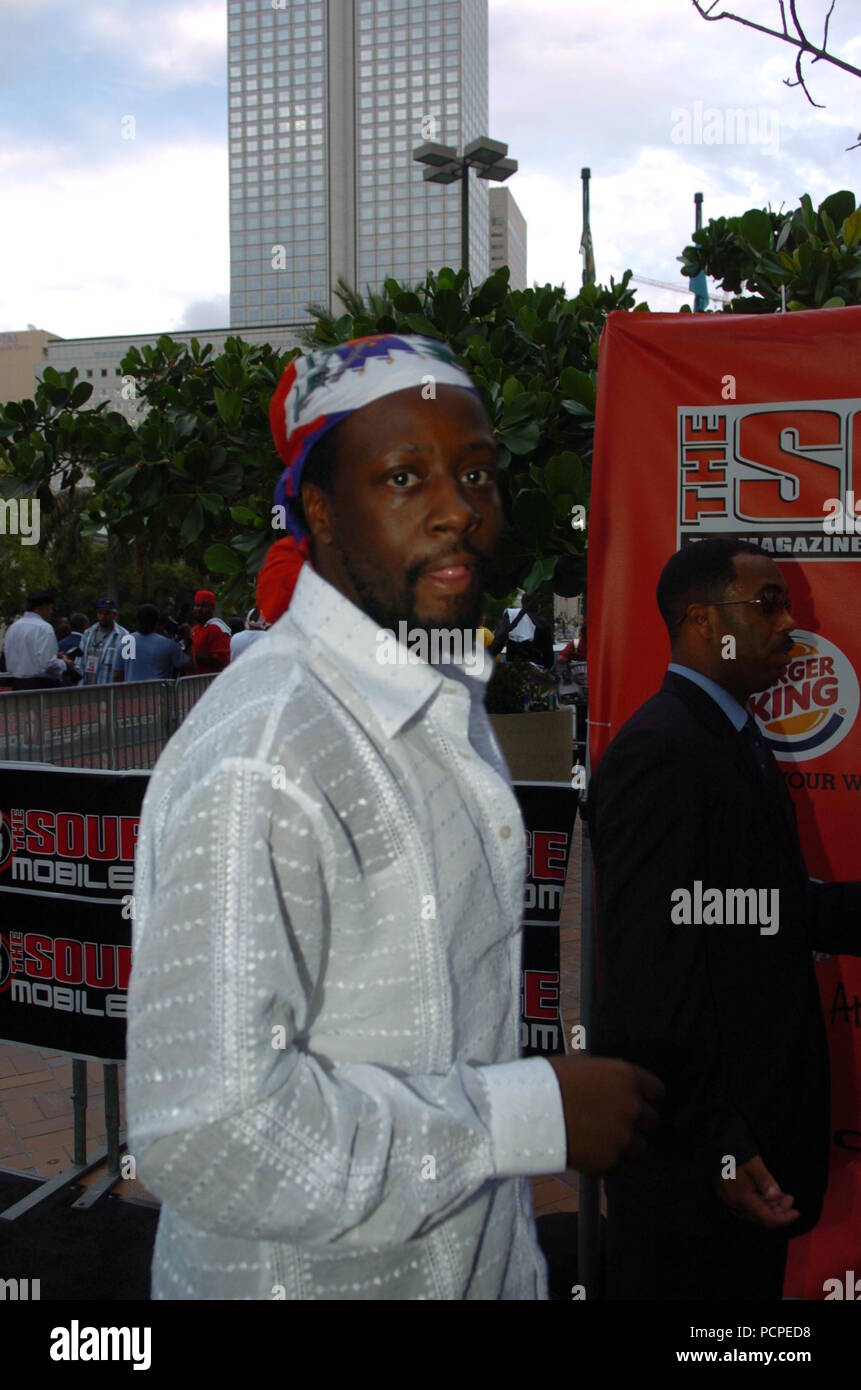 MIAMI - OCTOBER 10: Wyclef Jean arrives at the 2004 Source Hip-Hop ...