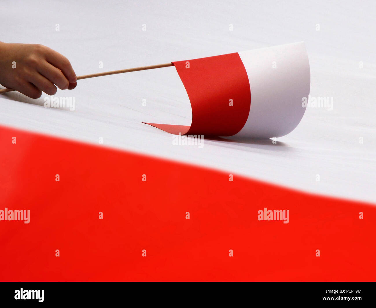 Red white polish flag hi-res stock photography and images - Alamy