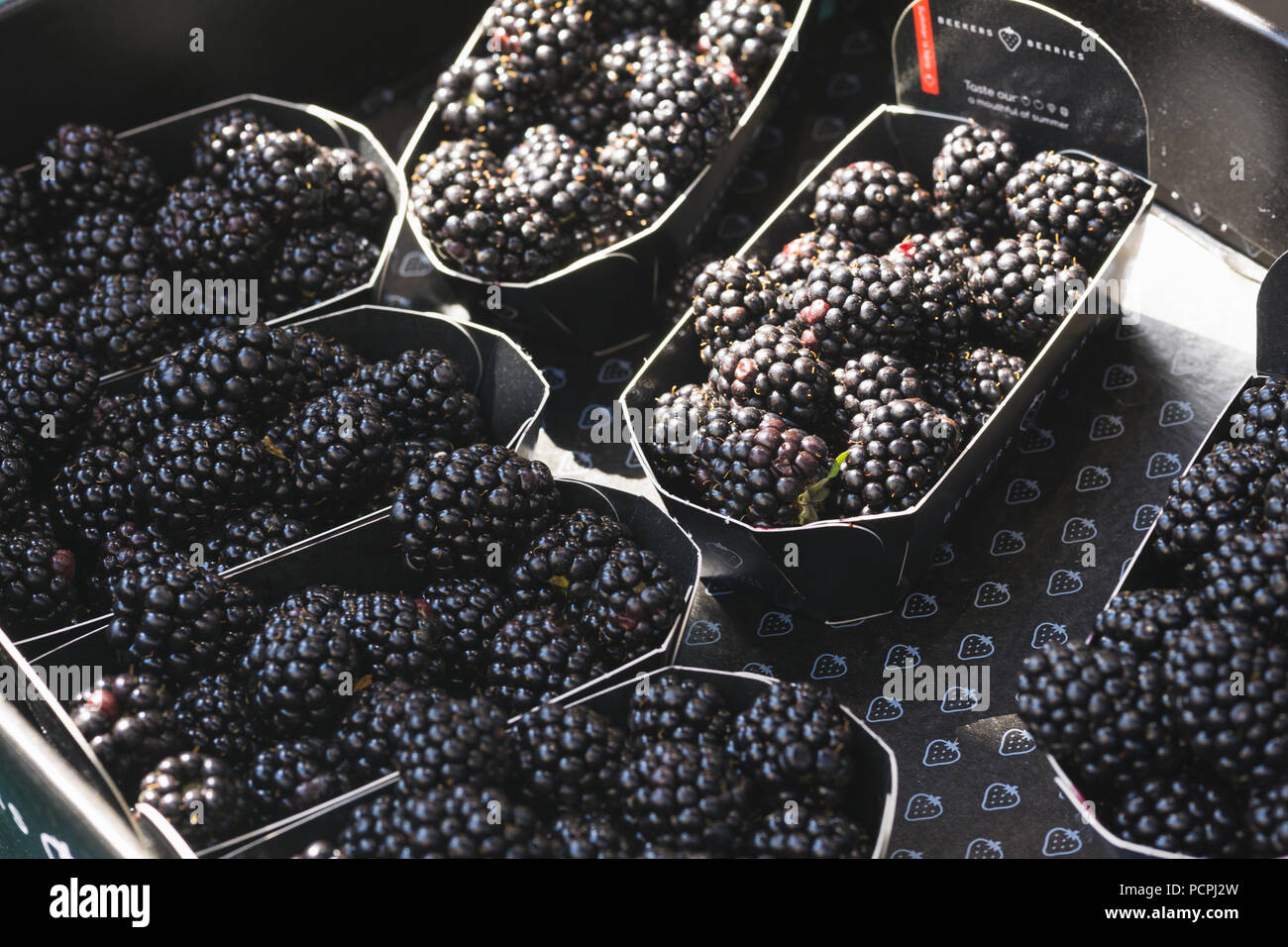 Fruit and berry display hi-res stock photography and images - Alamy