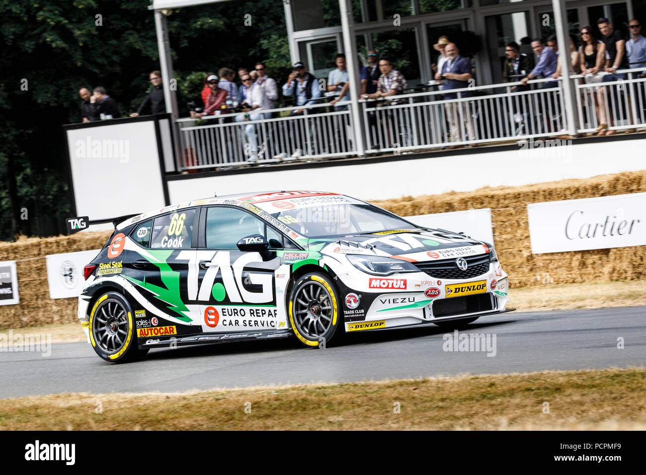 Classic astra hi-res stock photography and images - Alamy