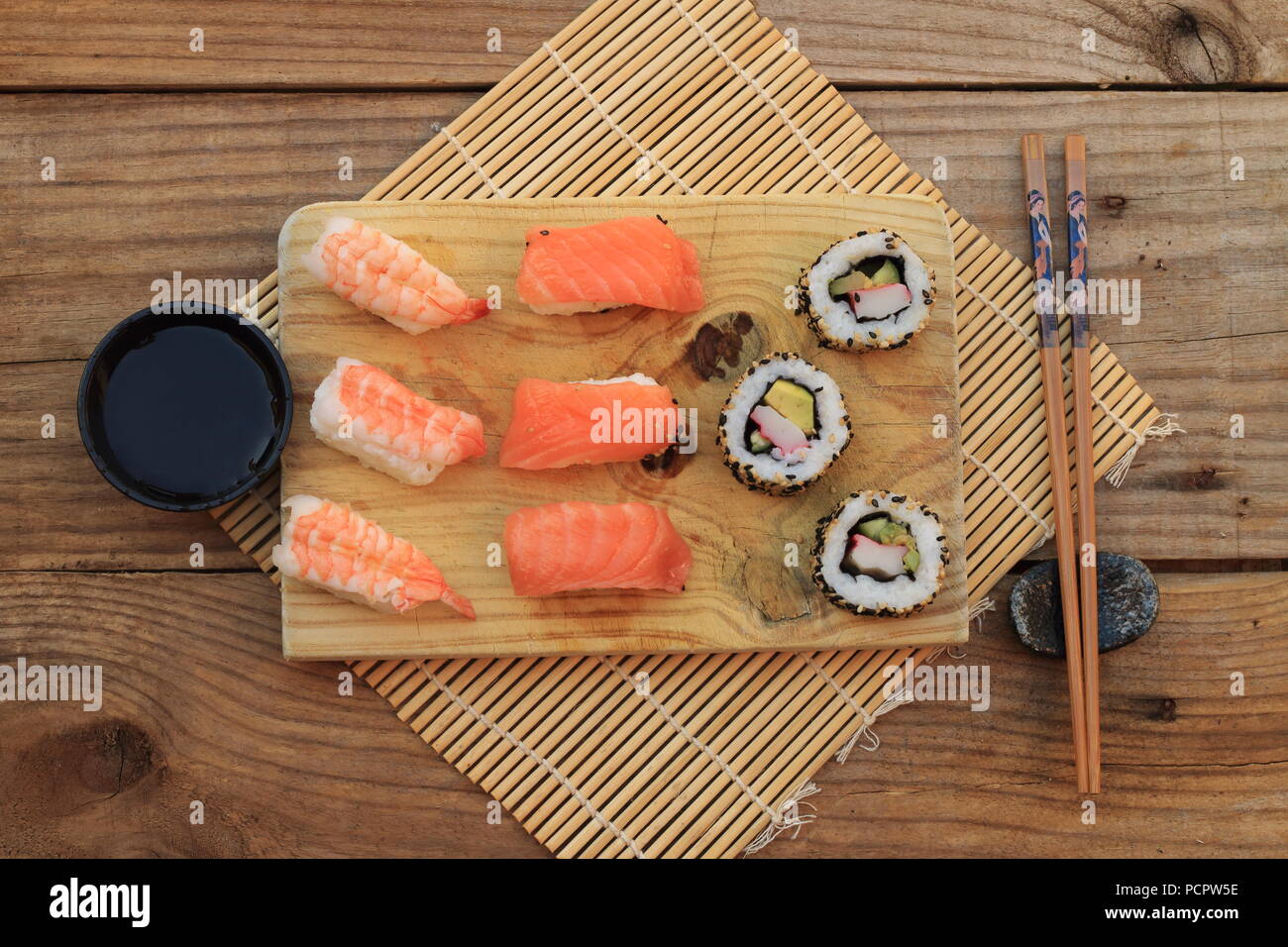 Nigiri meshi hi-res stock photography and images - Alamy