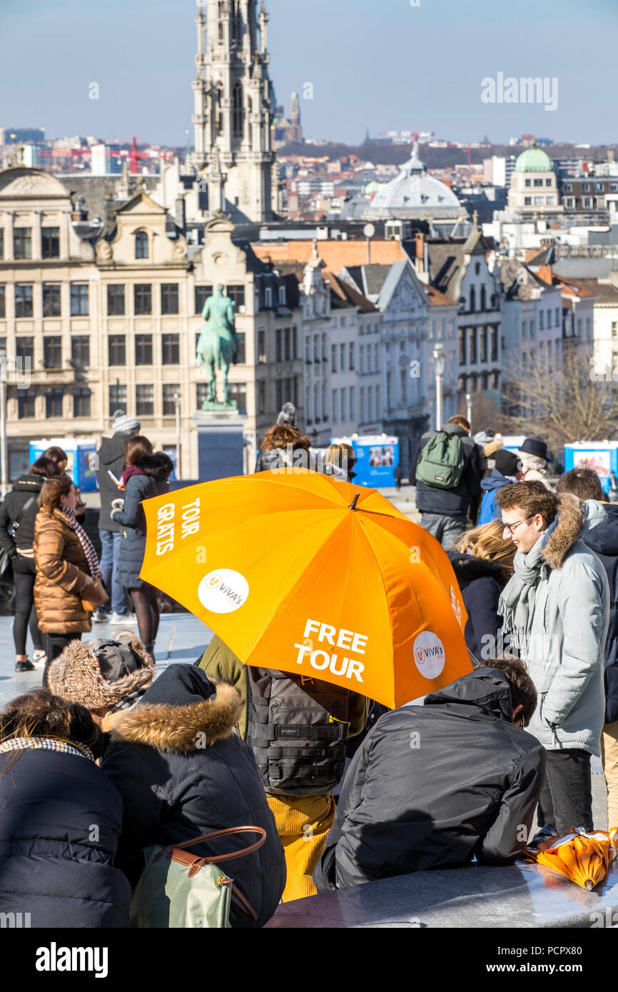 Umbrella tour guide hi-res stock photography and images - Alamy