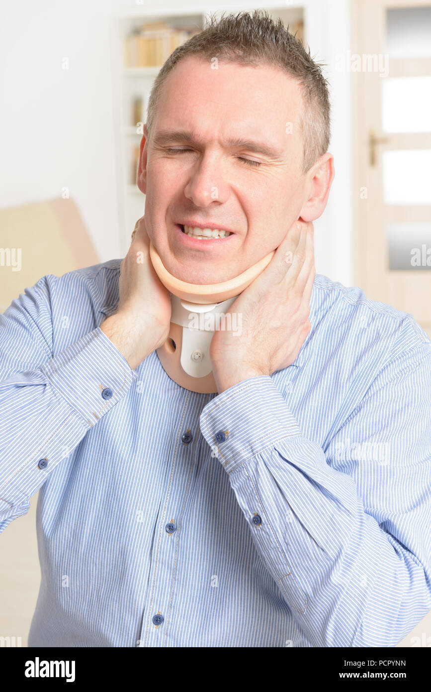 Injured pain hi-res stock photography and images - Alamy