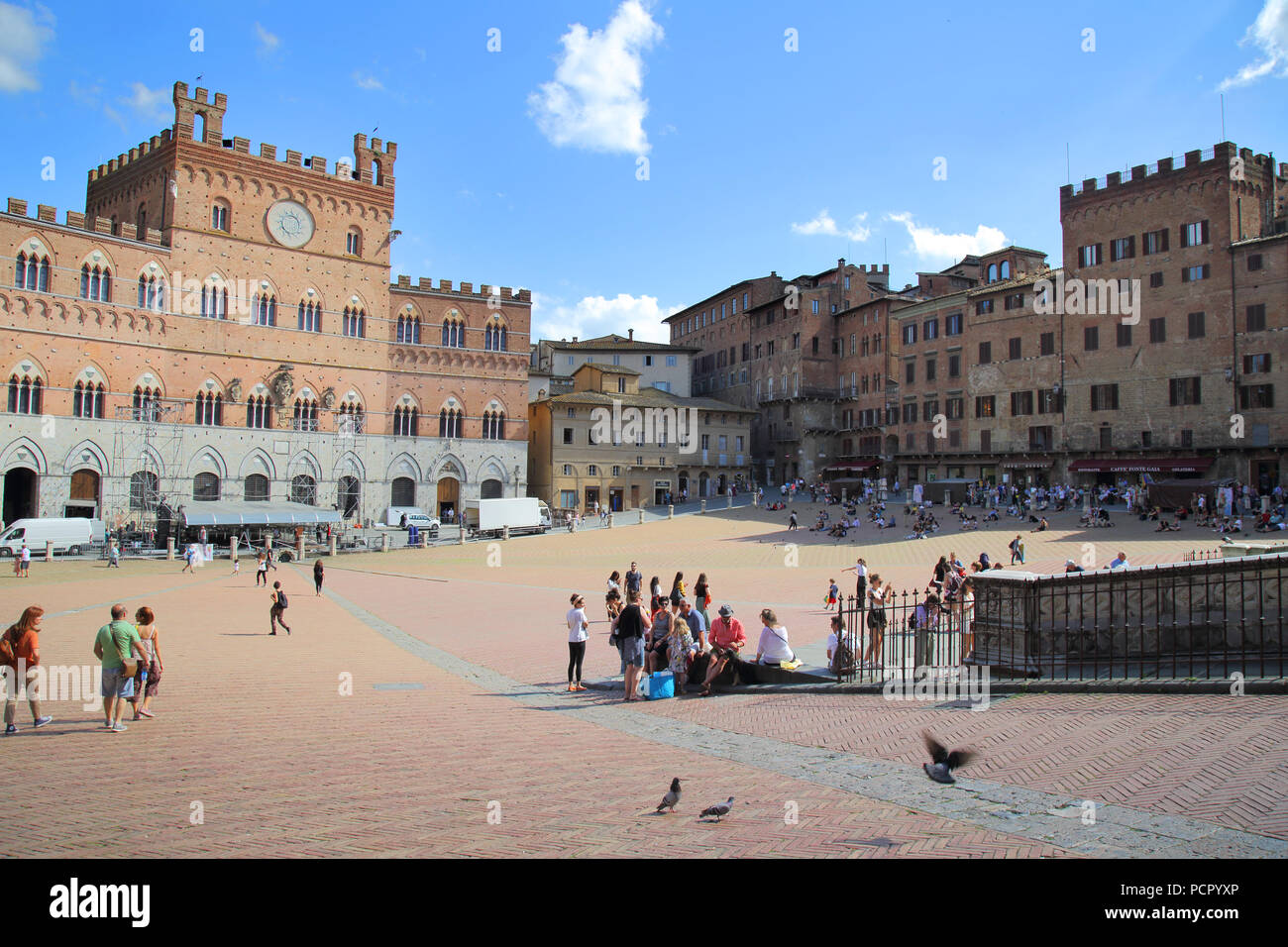 piazza del campo and the old roman forum sienna italy Stock Photo - Alamy