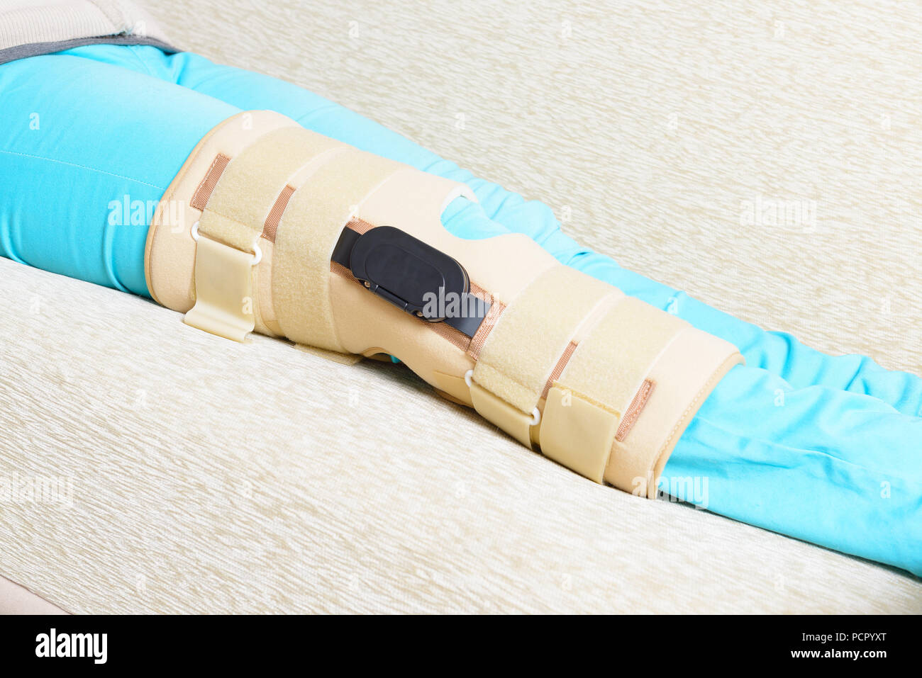 Joint stabilization hi-res stock photography and images - Alamy