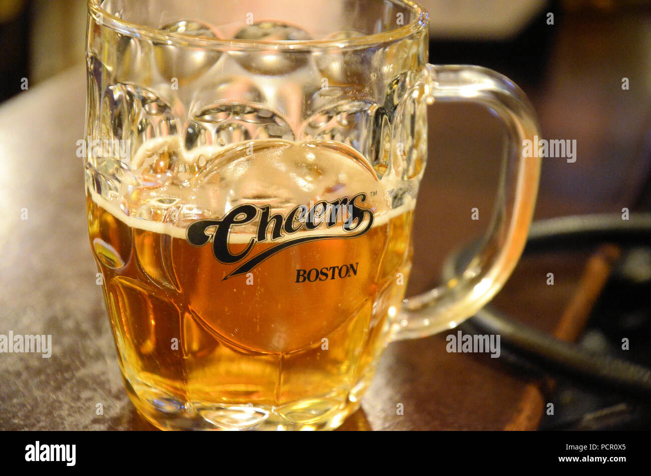 Cheers bar boston hi-res stock photography and images - Alamy