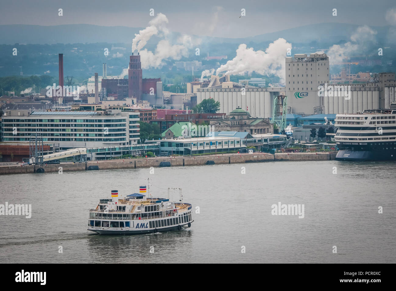 Industrial area city hi-res stock photography and images - Alamy