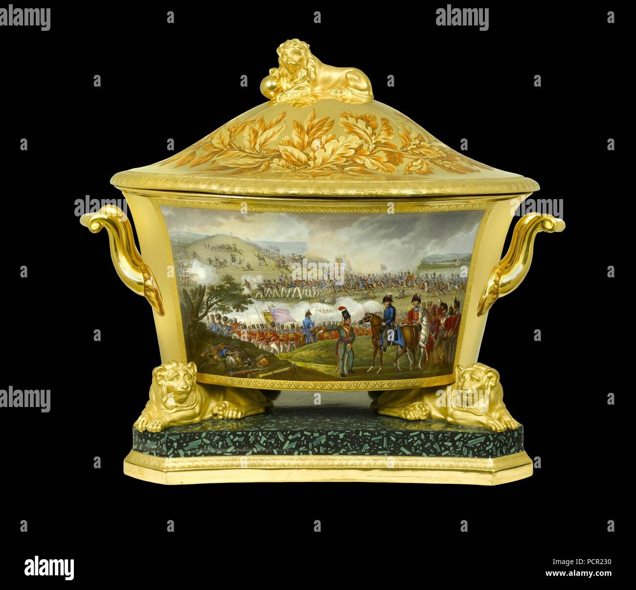 Soup tureen depicting the Battle of Orthez, France, 1814 (1817-1819 ...