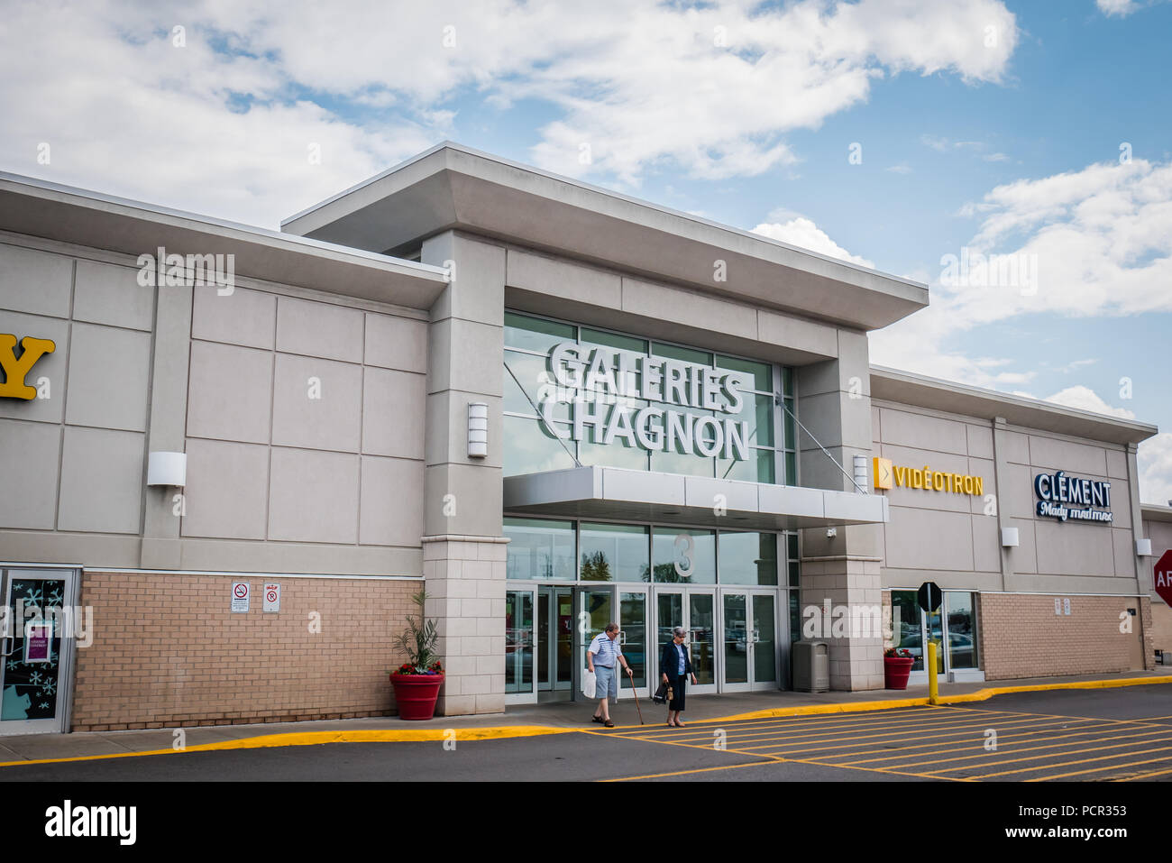 quebec shopping mall Stock Photo - Alamy