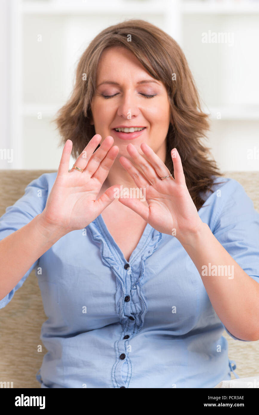 Reiki practice hi-res stock photography and images - Alamy