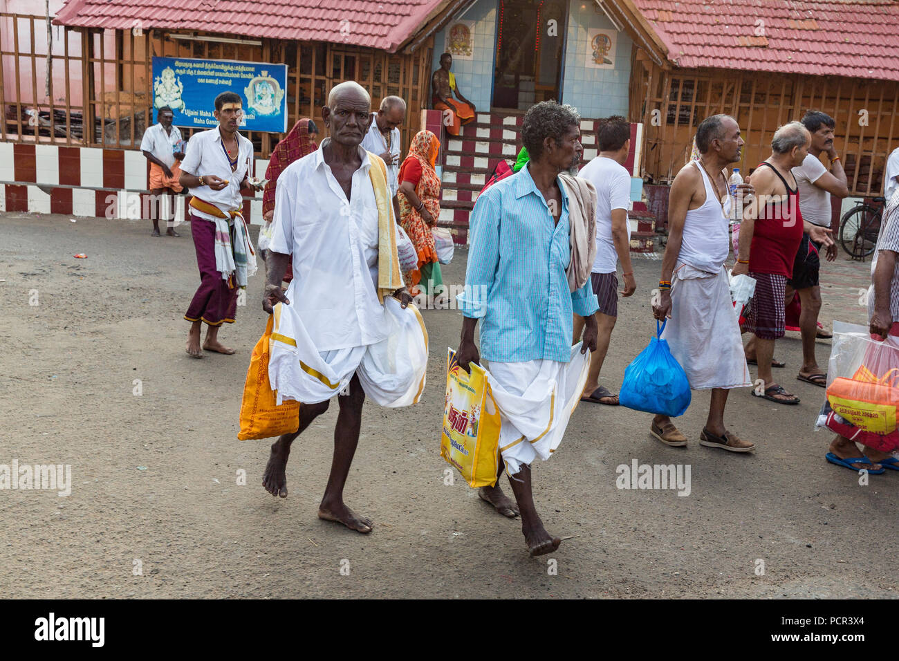 Rameshwaram street hi-res stock photography and images - Alamy